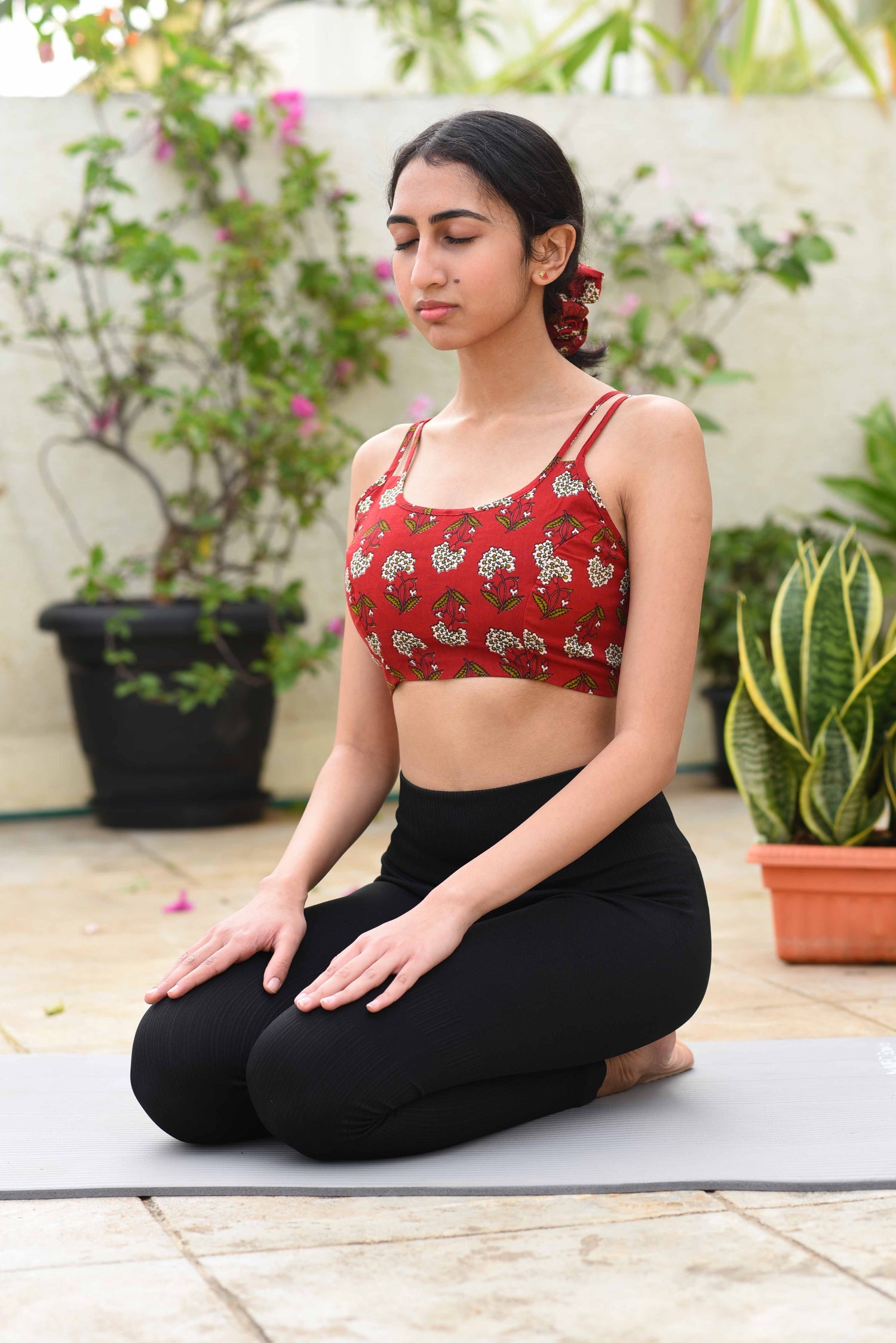 Rose Graden Bralette | Printed Red Bralette | Untung